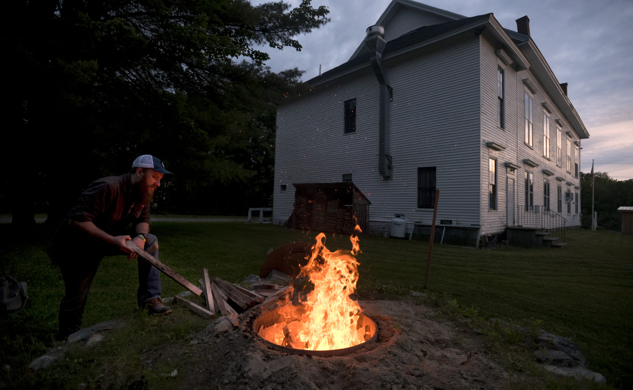 How to make traditional Maine bean hole beans | Hello Homestead