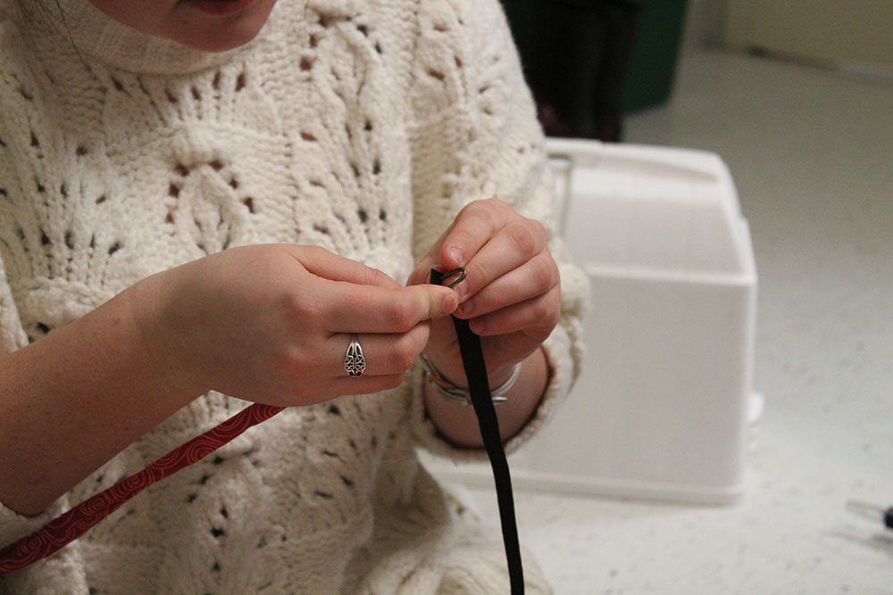 How to make DIY weighted eye masks | Hello Homestead