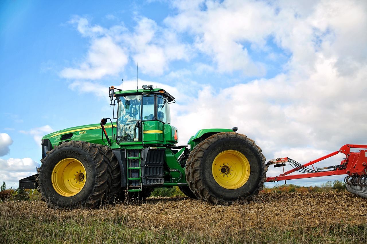 What’s the right size tractor for your homestead? | Hello Homestead